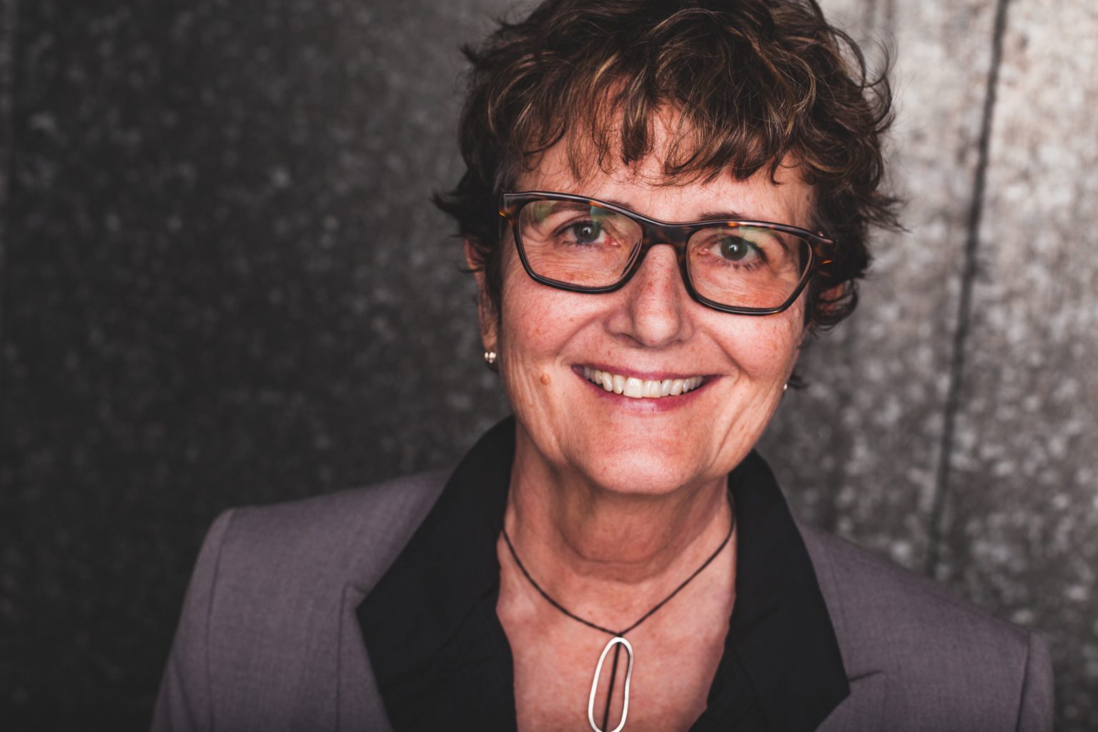 How did she do it? A Q&A with Fran Dunaway, CEO & Co-Founder at TomboyX ...